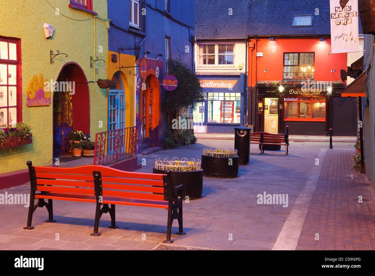 A street scene in kinsale hi-res stock photography and images - Alamy