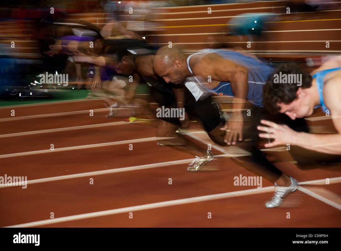 Meter dash hi-res stock photography and images - Alamy