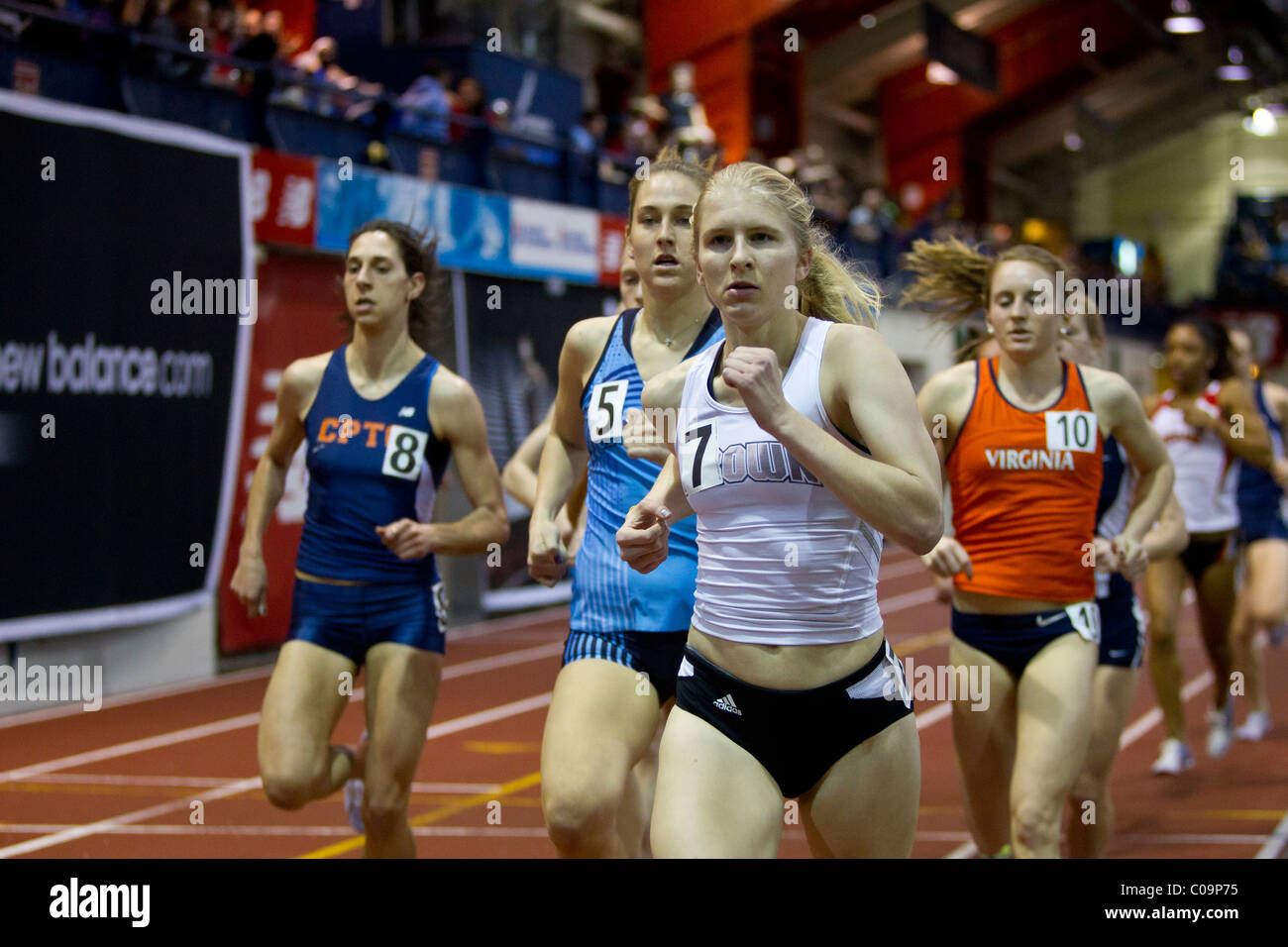 College Women's One Mile Run Stock Photo - Alamy