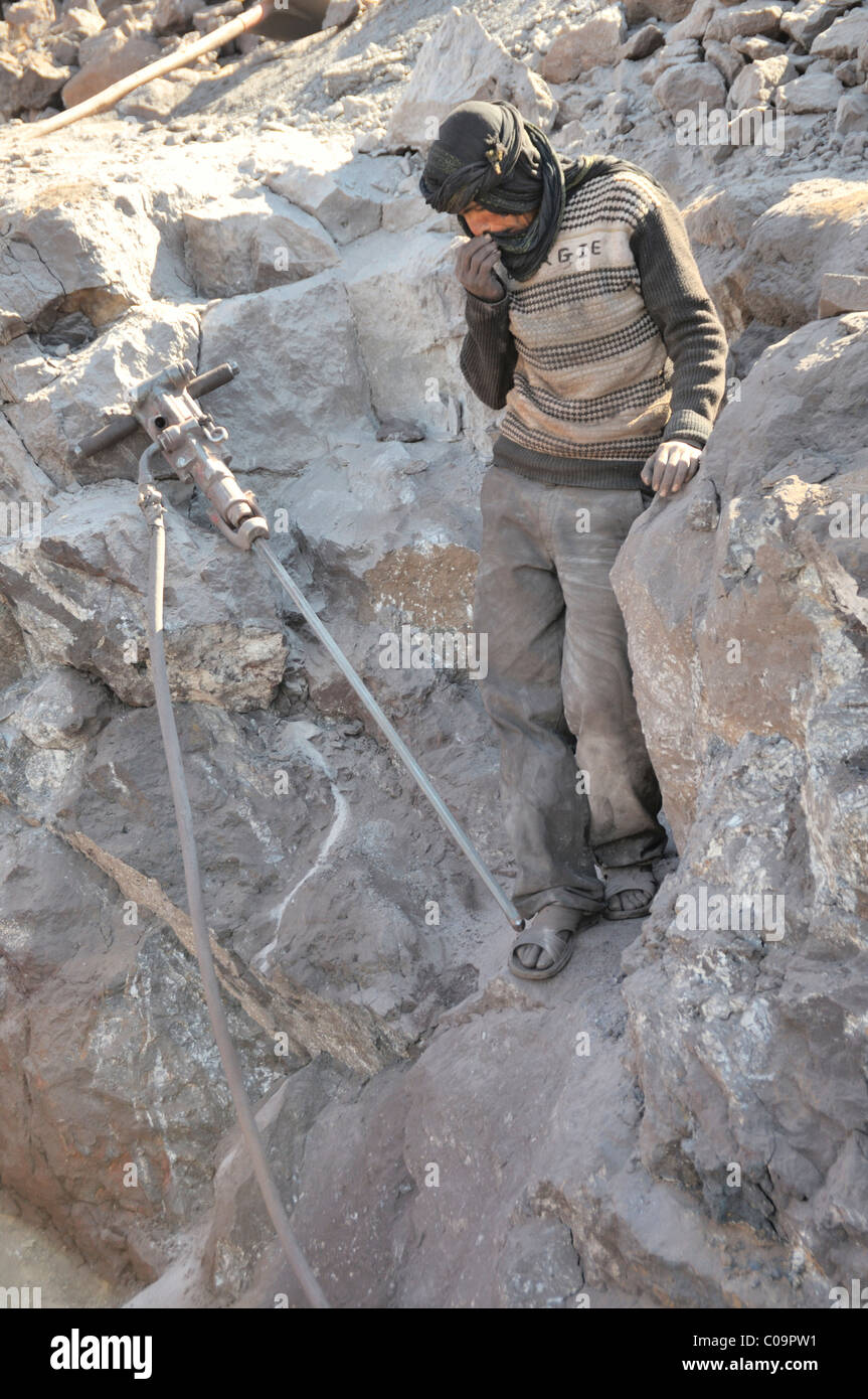 Traditional arabic instruments hi-res stock photography and images - Alamy