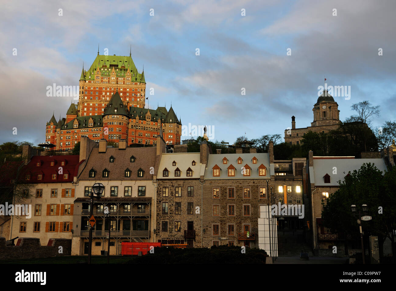 Famous historic buildings hi-res stock photography and images - Alamy