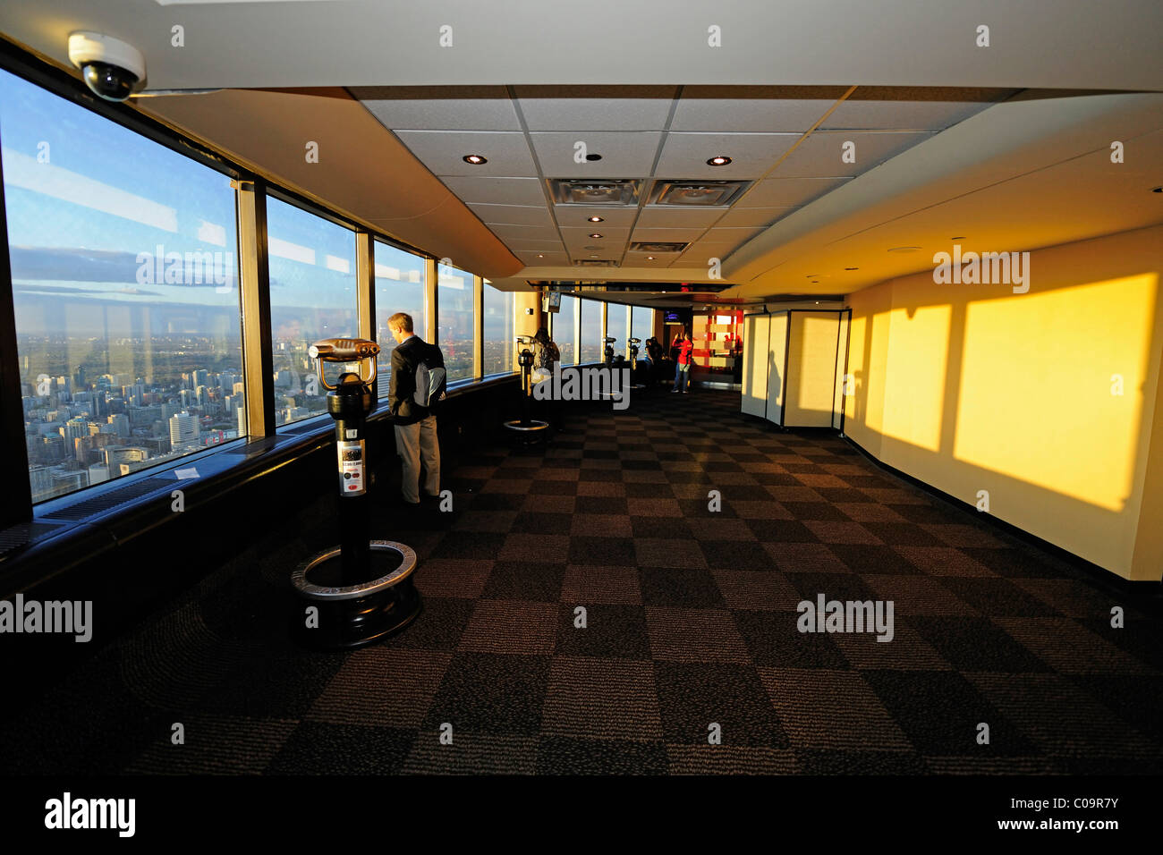 Cn tower canada inside hi-res stock photography and images - Alamy