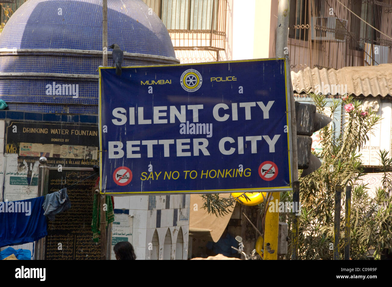 India, state of Maharashtra, Mumbai (aka Bombay). No honking sign Stock ...