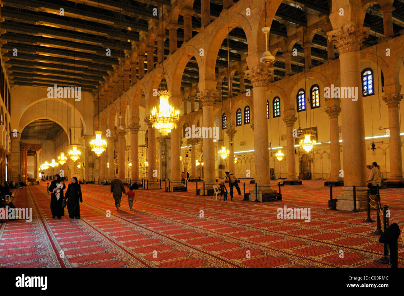 Interior of the Umayyad mosque at Damascus, Unesco World Heritage Site ...