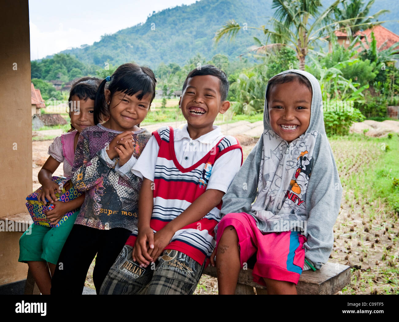 Smiling Balinese Family High Resolution Stock Photography and Images ...