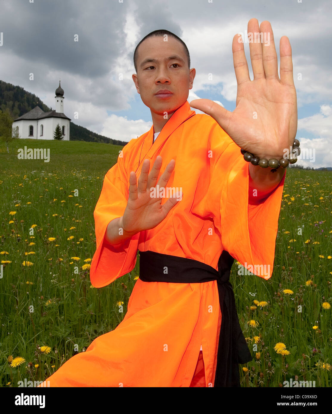 Buddhist chapels hi-res stock photography and images - Alamy