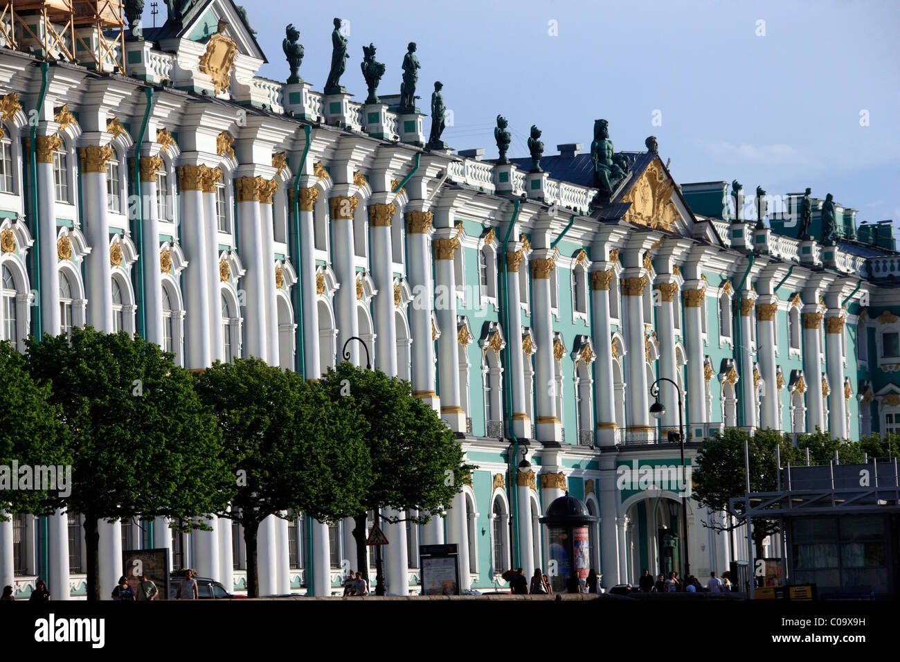 Winter palace russia hi-res stock photography and images - Alamy