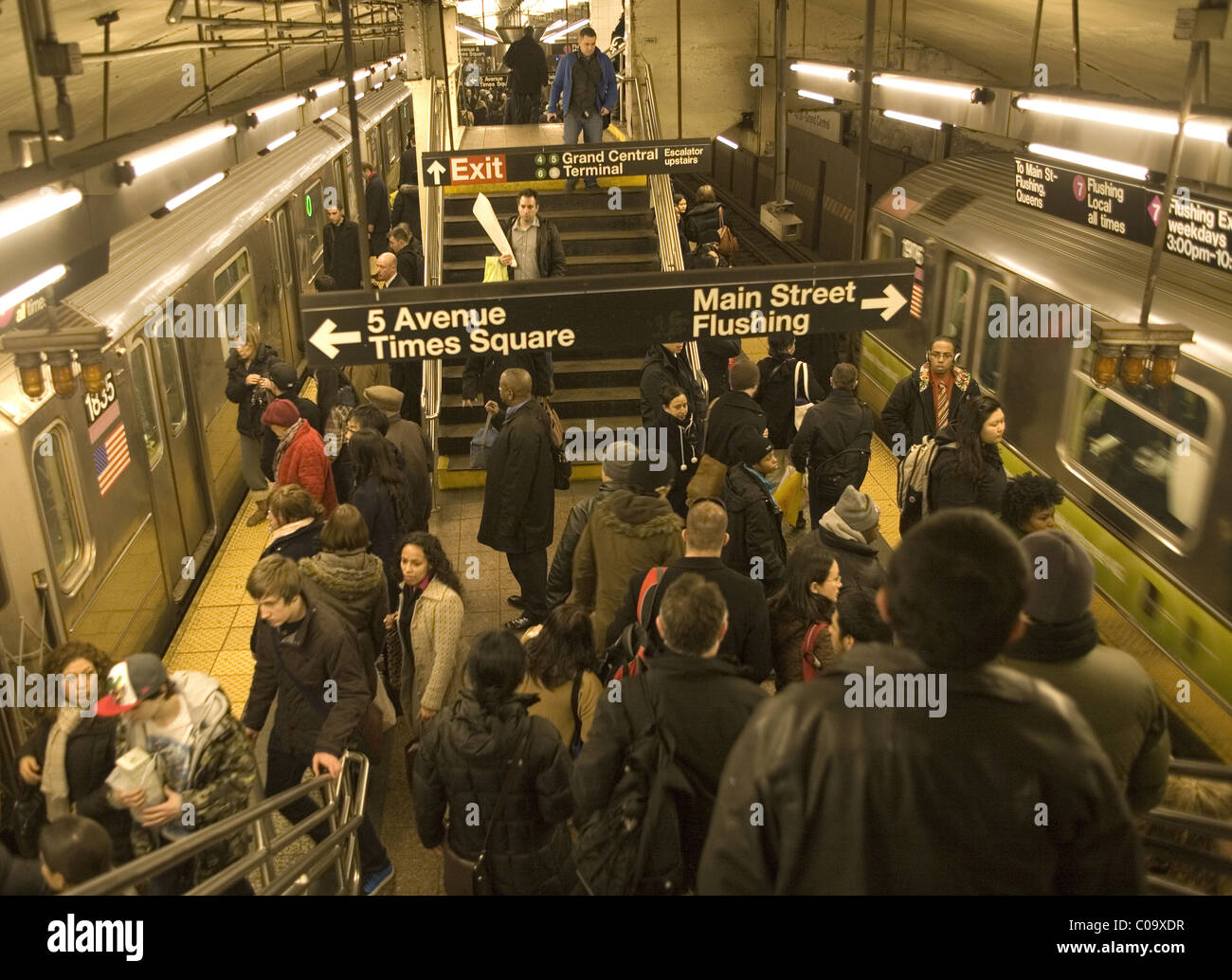 NYC subway system is jammed during the evening rush hour. Grand Central ...