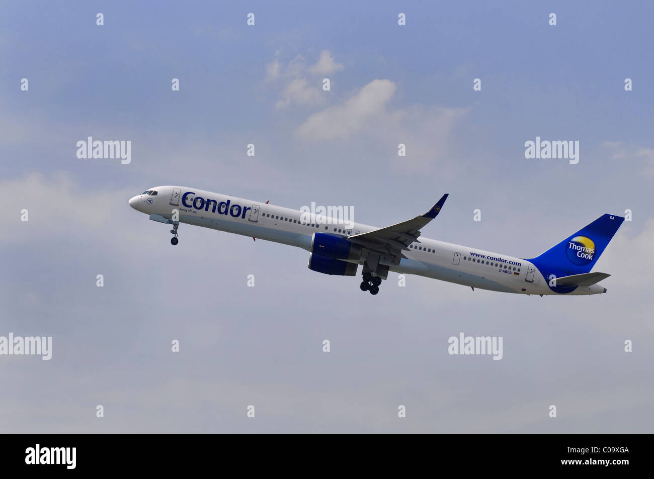 Condor passenger aircraft, climb, Boeing 757-300 Stock Photo - Alamy