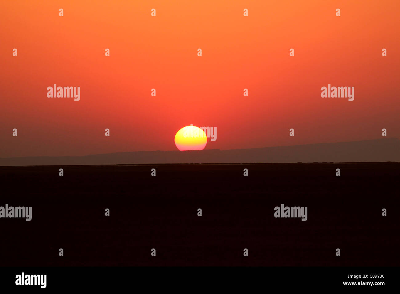 Sunset in rann of kutch, Gujarat,India Stock Photo - Alamy