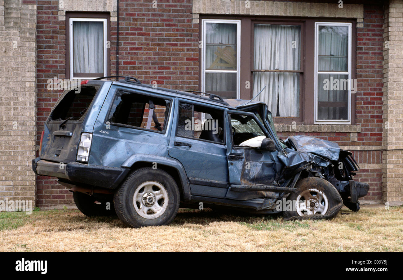 Utility accident hi-res stock photography and images - Alamy