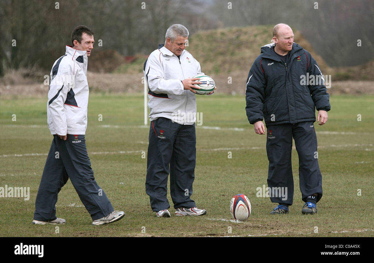 Head Coach Warren Gatland and assistant coaches, Rob Howley and Neil ...