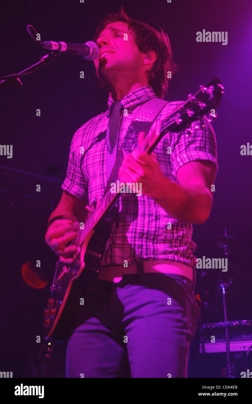 Irwin Sparkes of The Hoosiers performing to a sold out audience in the ...