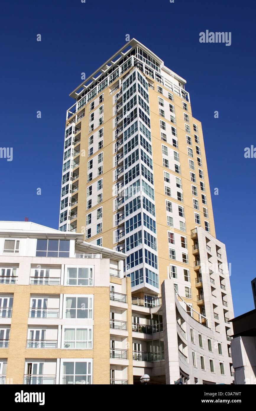 Berkeley Tower, Westferry Circus, Canary Wharf, London. E14 Stock Photo ...