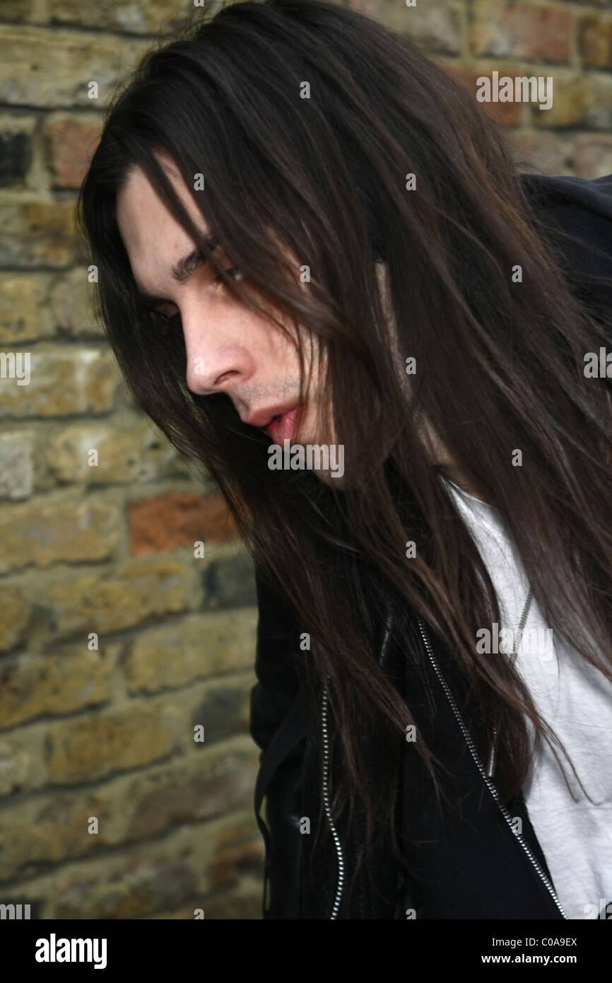 Blake Wood leaves Amy Winehouse's North London home as she removes the ...