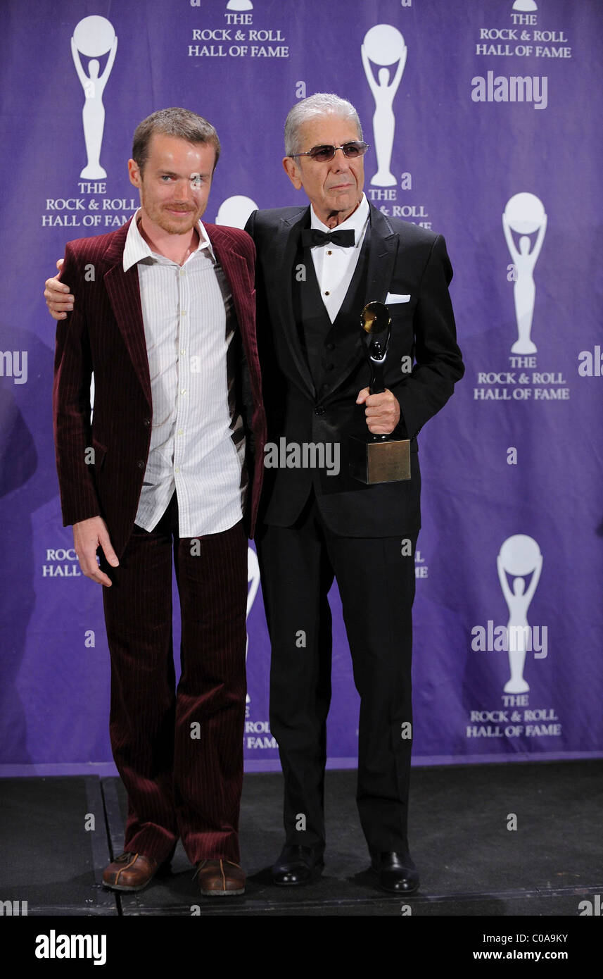 Singer Damien Rice and Leonard Cohen 2008 Rock and Roll Hall of Fame at ...