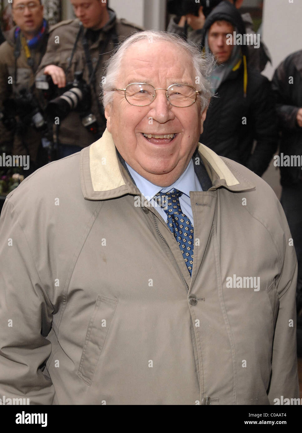 Henry sandon hi-res stock photography and images - Alamy