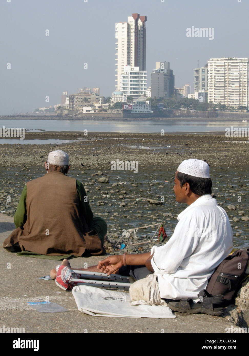 Disabled man muslim hi-res stock photography and images - Alamy