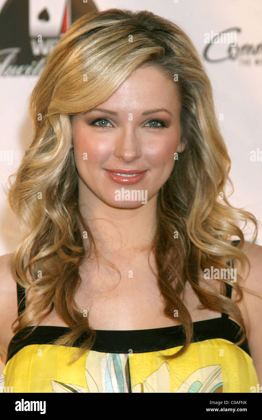 Shandi Finnessey's Instagram, Twitter & Facebook on IDCrawl