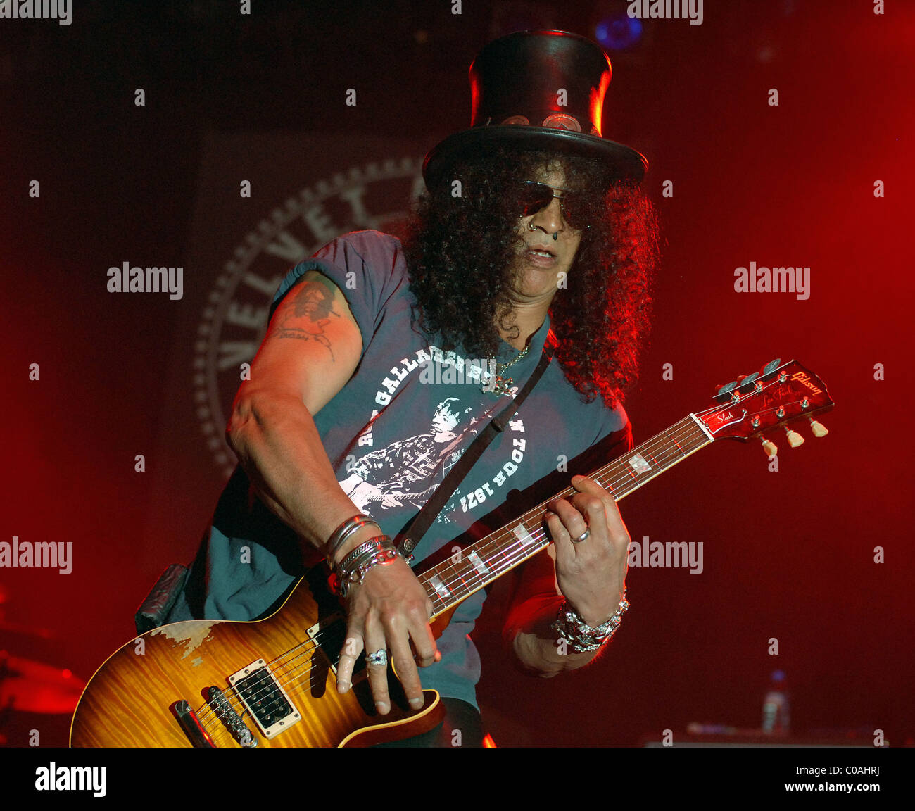 Slash of Velvet Revolver performing live on stage at the Ambassador ...