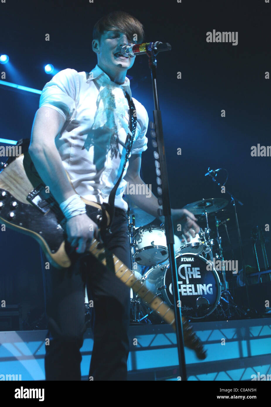 Dan Gillespie Sells The Feeling performing live on stage at the ...