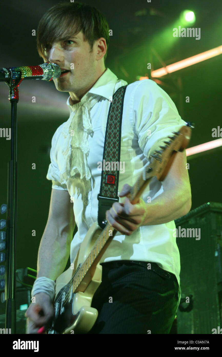 Dan Gillespie Sells The Feeling performing live on stage at the ...