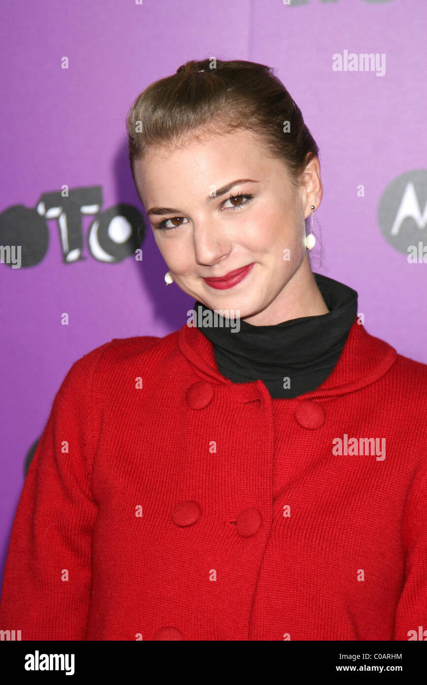 Emily van camp hi-res stock photography and images - Alamy