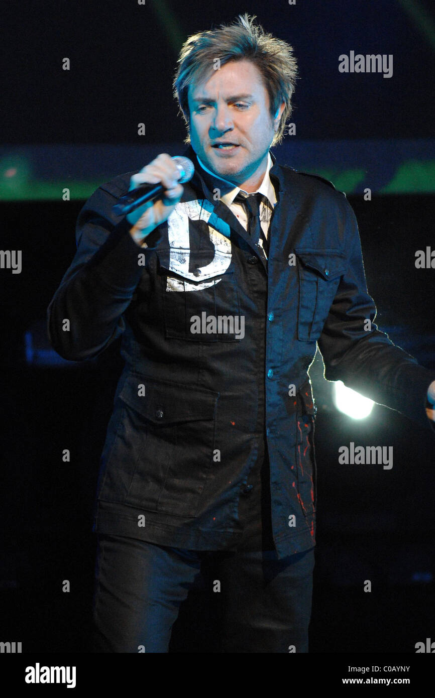 Simon LeBon of Duran Duran performs live on the "Red Carpet Massacre ...