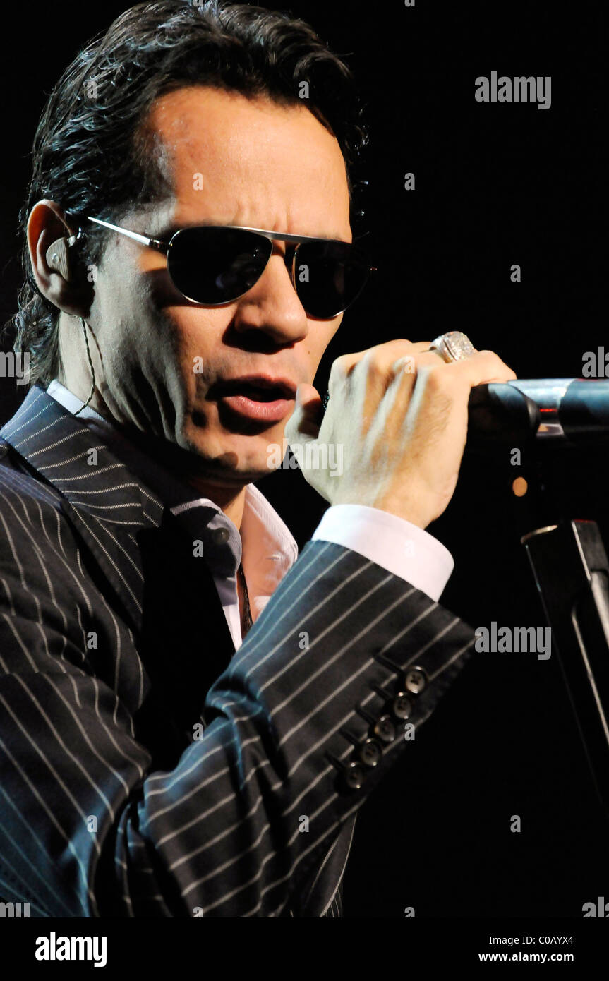 Marc Anthony performing live at the Gibson Amphitheatre at Universal ...