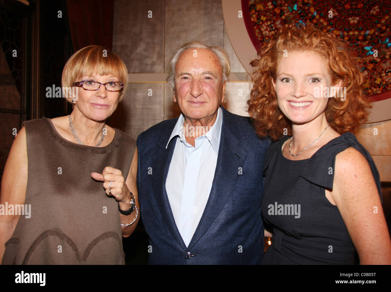 Emma wilson and anne robinson hi-res stock photography and images - Alamy