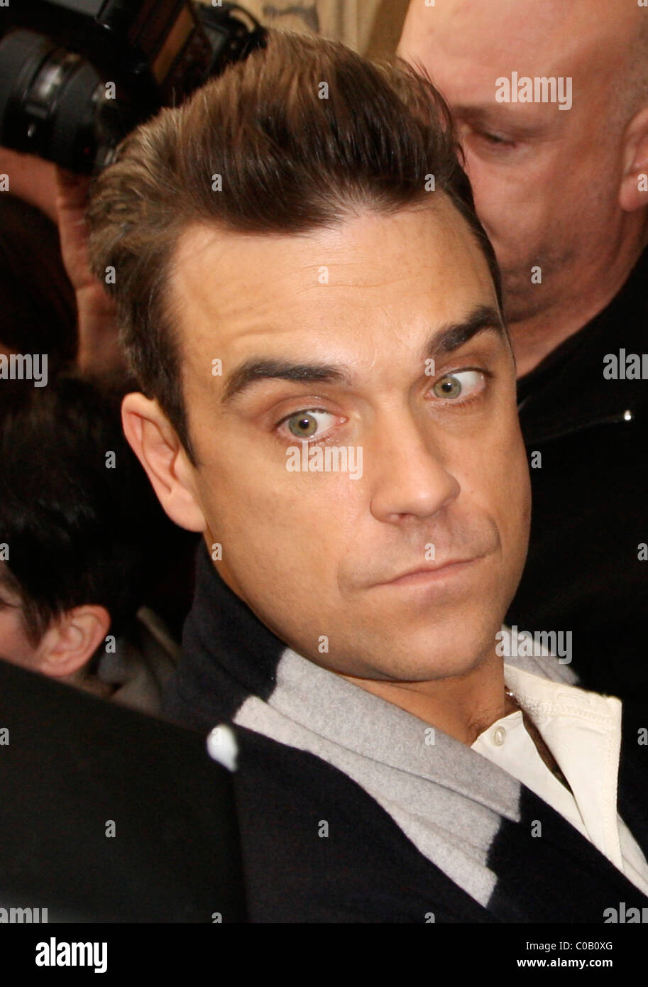 Robbie Williams outside The Royal Albert Hall London, England - 12.11. ...