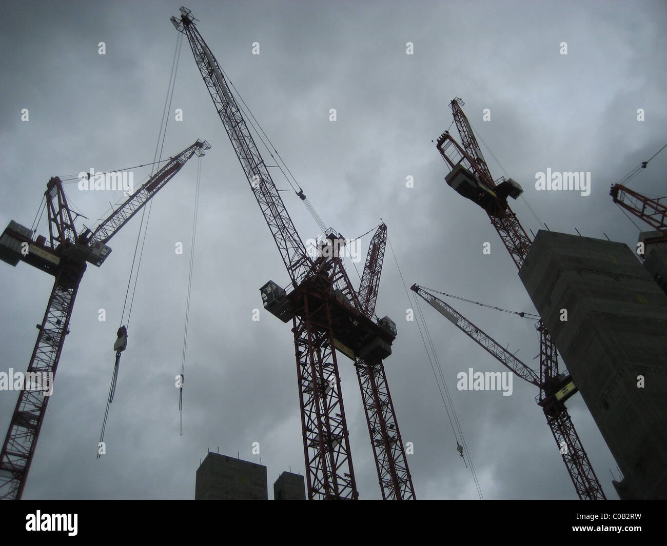 Cranes cranes cranes hi-res stock photography and images - Alamy