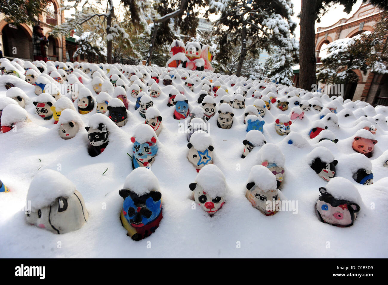 Unusually early snowfall arrives in China. The extreme weather ...