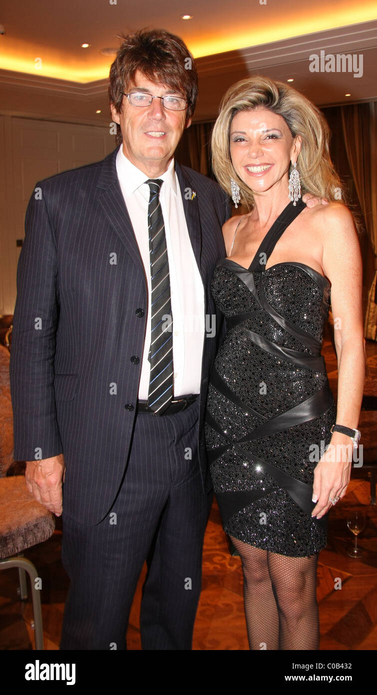 Mike Read and Lisa Tchenguiz Liz Brewer Gallery Party London, England ...