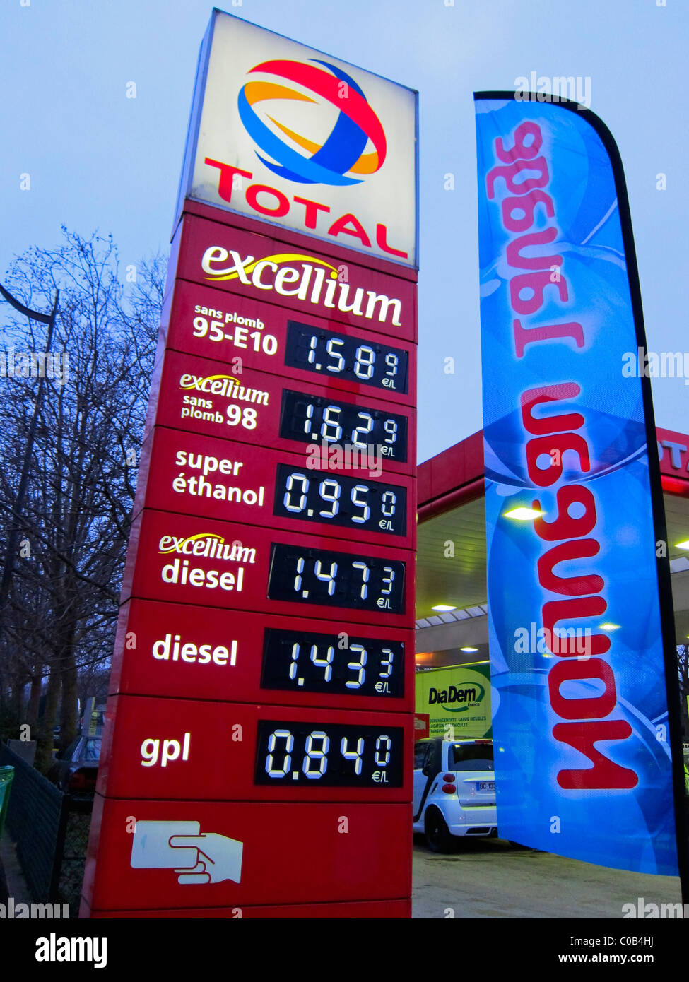 MONTREUIL (Paris), France, Close up View, French Gas Station, Petrol ...