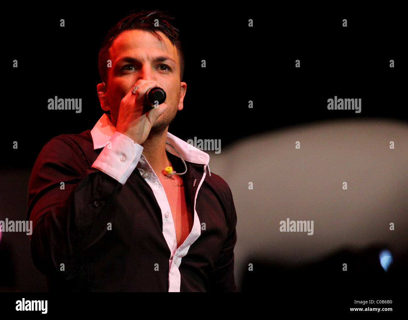 Peter Andre performing live at 'Born Free: Wild And Live' charity gala ...