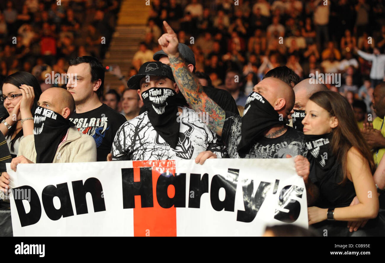 Ufc 105 hi-res stock photography and images - Alamy