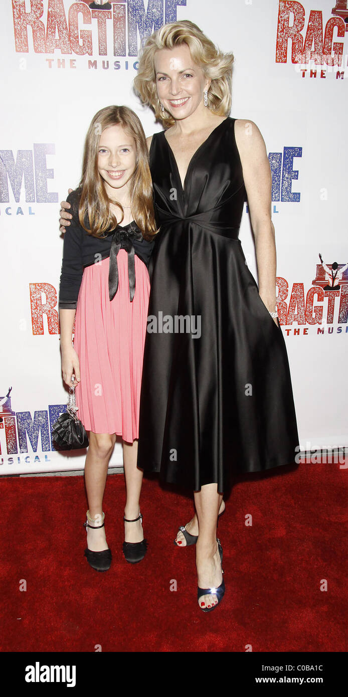 Lynette Perry and her daughter Opening night of the Broadway musical ...