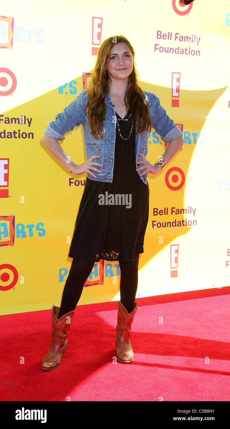 Alyson Stoner 2009 P.S. Arts Express Yourself event held at Barker ...