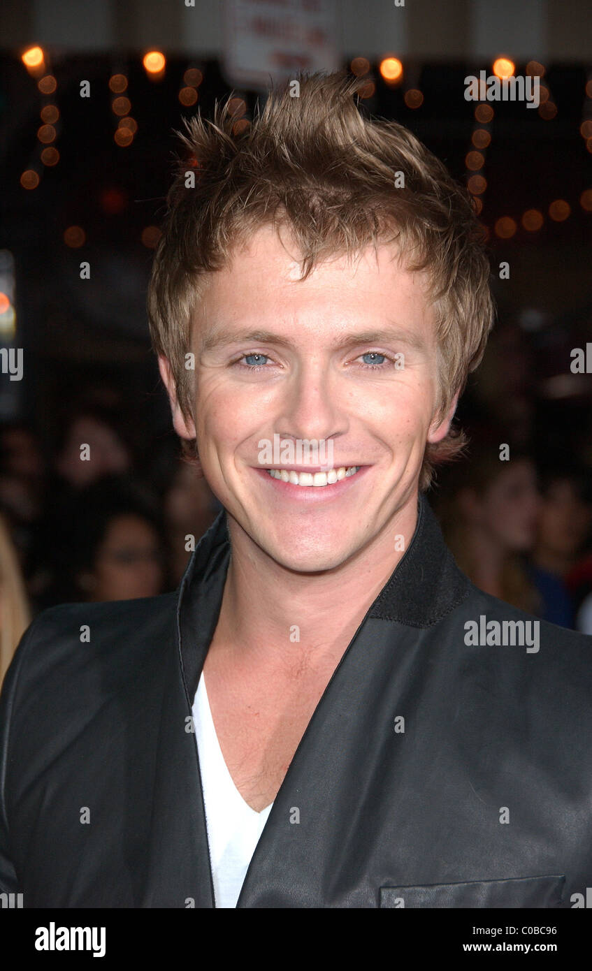 Charlie Bewley Premiere of 'The Twilight Saga: New Moon' at the Mann ...