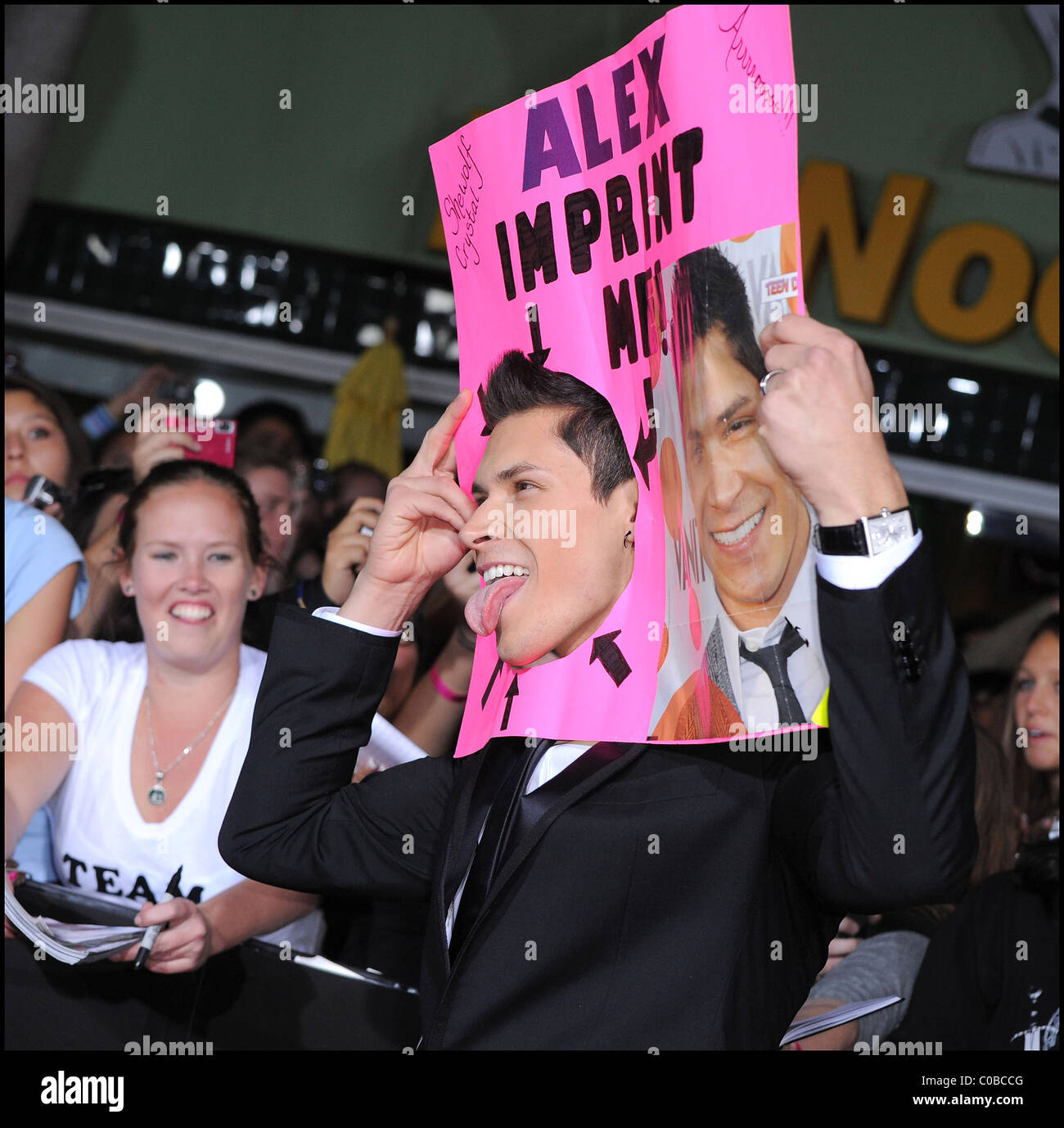 Alex Meraz The Los Angeles Premiere of 'The Twilight Saga: New Moon ...