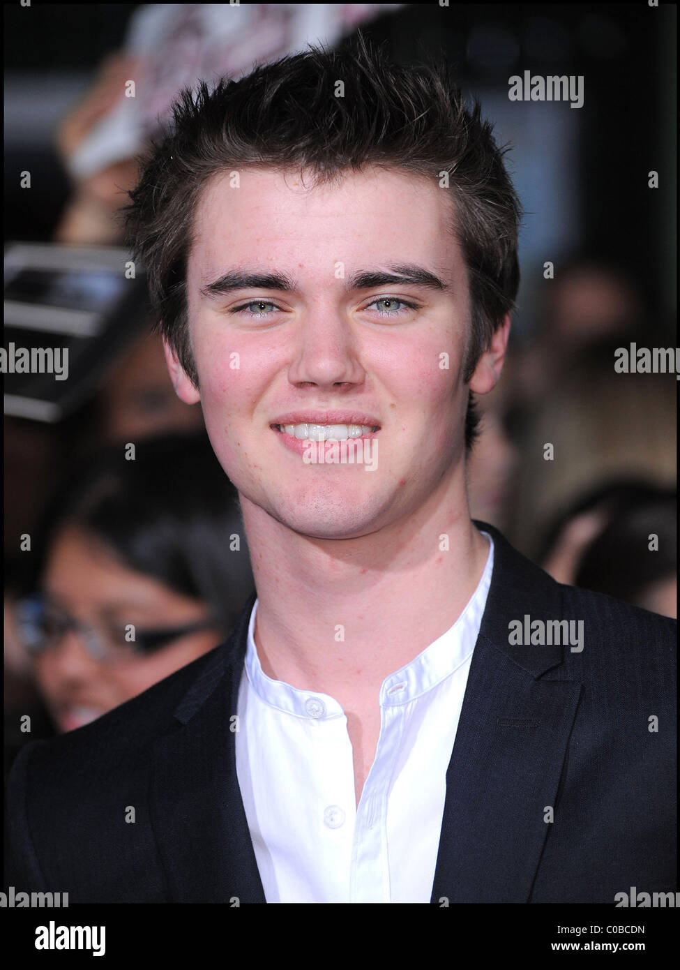Cameron Bright The Los Angeles Premiere of 'The Twilight Saga: New Moon ...