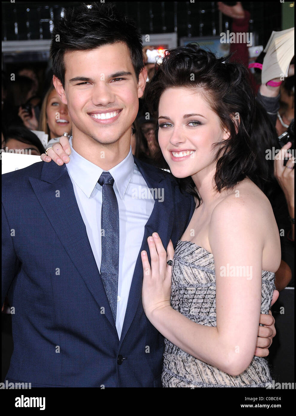 Kristen Stewart and Taylor Lautner The Los Angeles Premiere of 'The ...