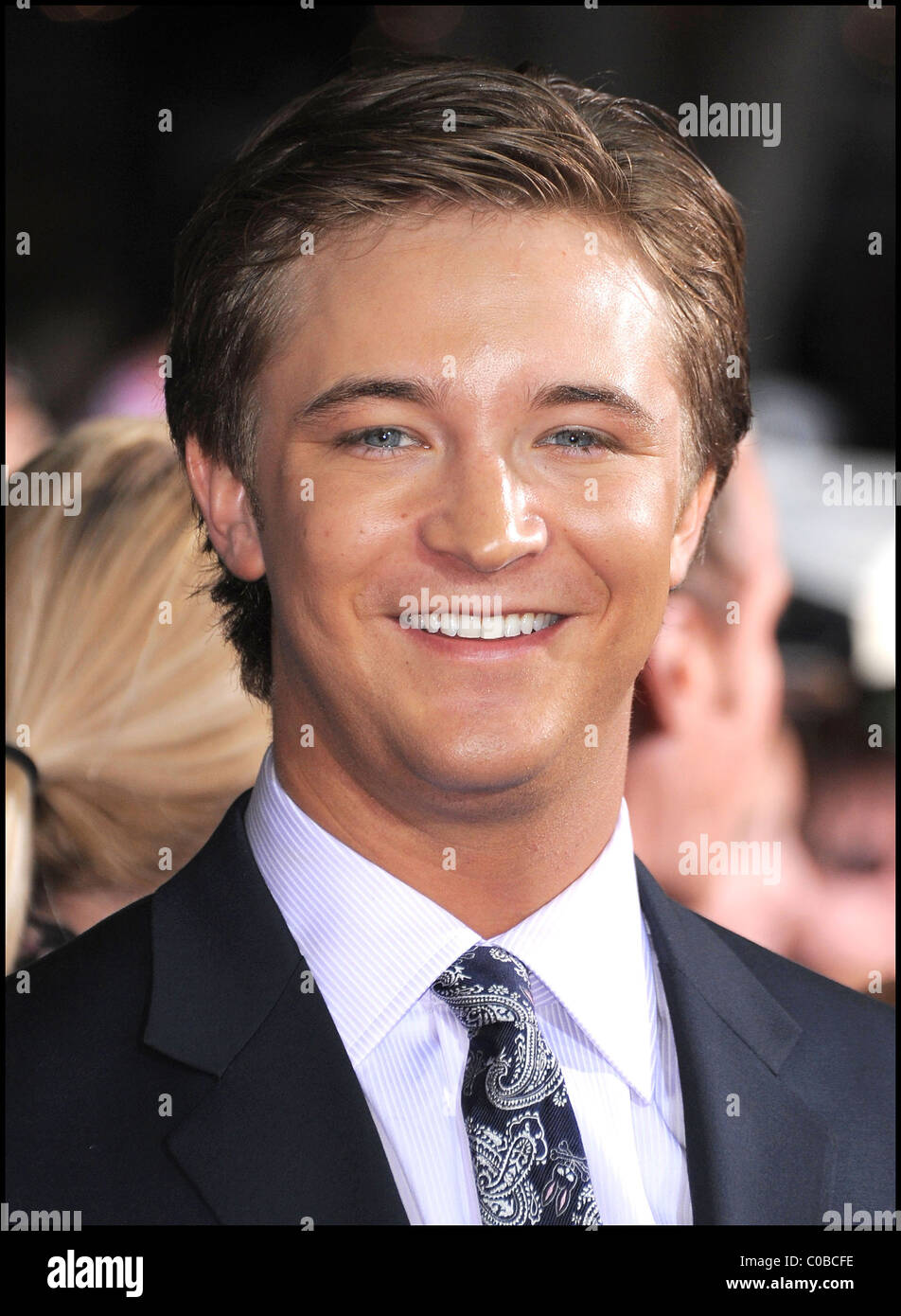 Michael Welch The Los Angeles Premiere of 'The Twilight Saga: New Moon ...