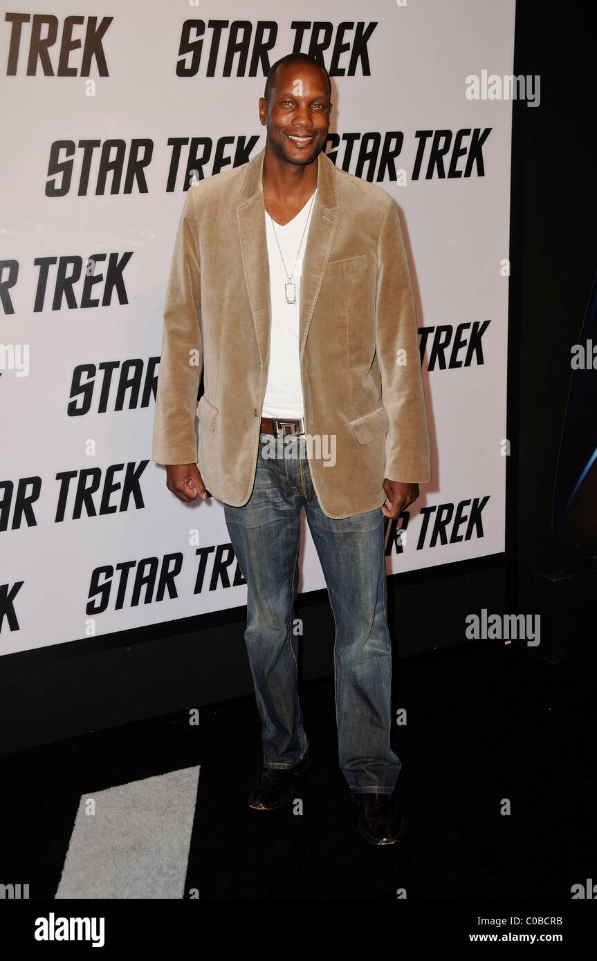 Dwayne Adaway Star Trek DVD release party held at Griffith Observatory ...