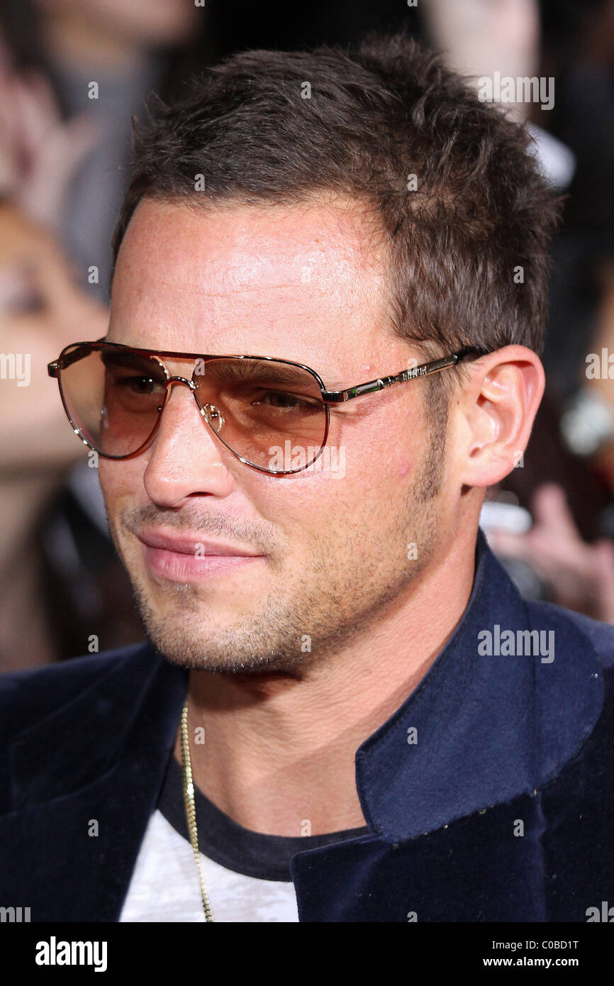 Justin Chambers The Los Angeles Premiere of 'The Twilight Saga: New ...