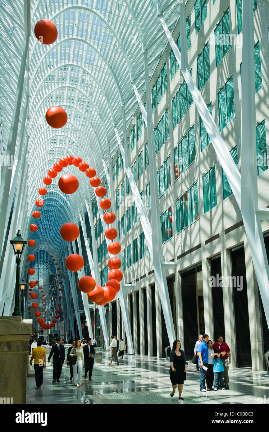 An atrium connecting several downtown office buildings on downtown ...