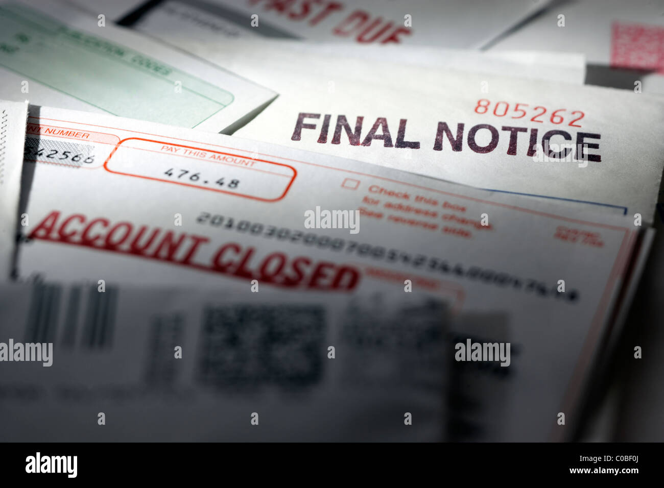 overdue and unpaid bills Stock Photo - Alamy
