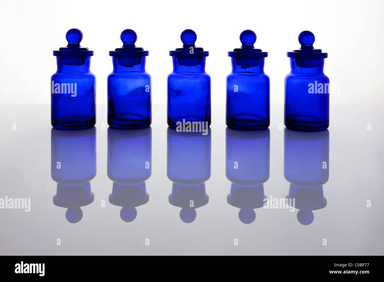 Blue glass hi-res stock photography and images - Alamy