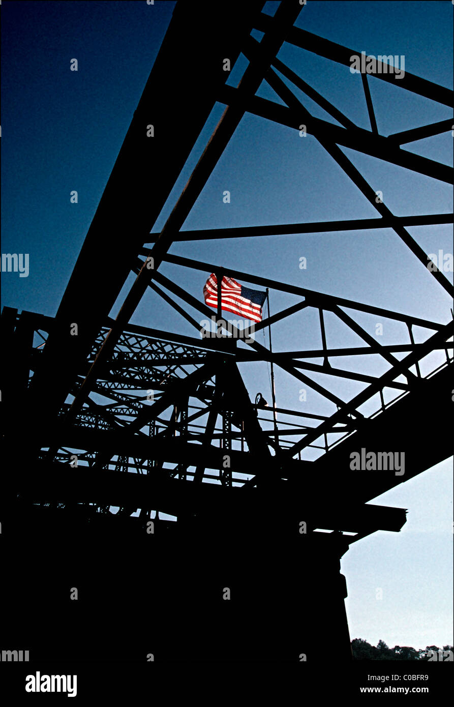 Barge flag hi-res stock photography and images - Alamy